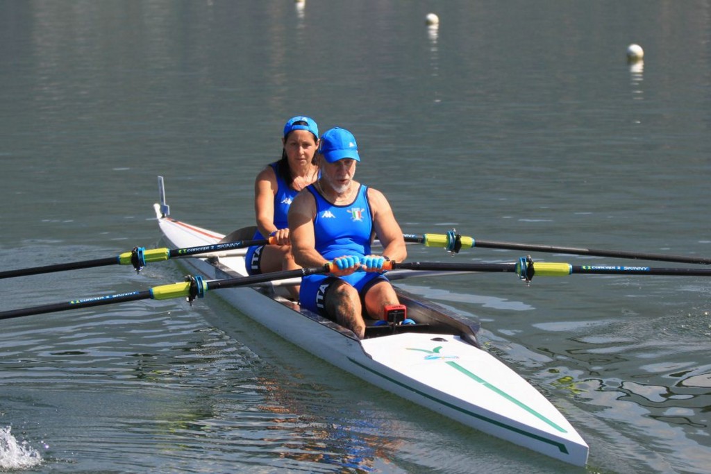 Weekend di canottaggio internazionale tra Gavirate e Sabaudia ...