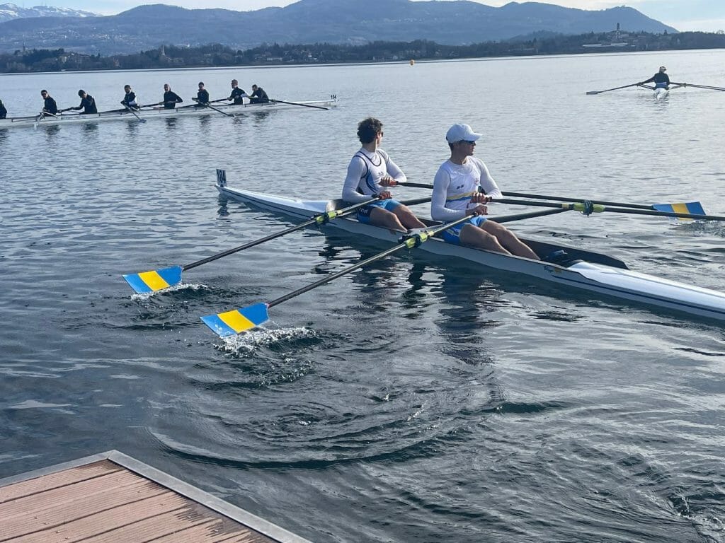 Buon esordio della canottieri Tritium nella gara nazionale di Eupilio ...