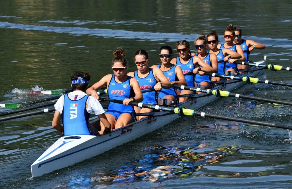 4 DONNE DAL FVG A BELGRADO - Federazione Italiana Canottaggio