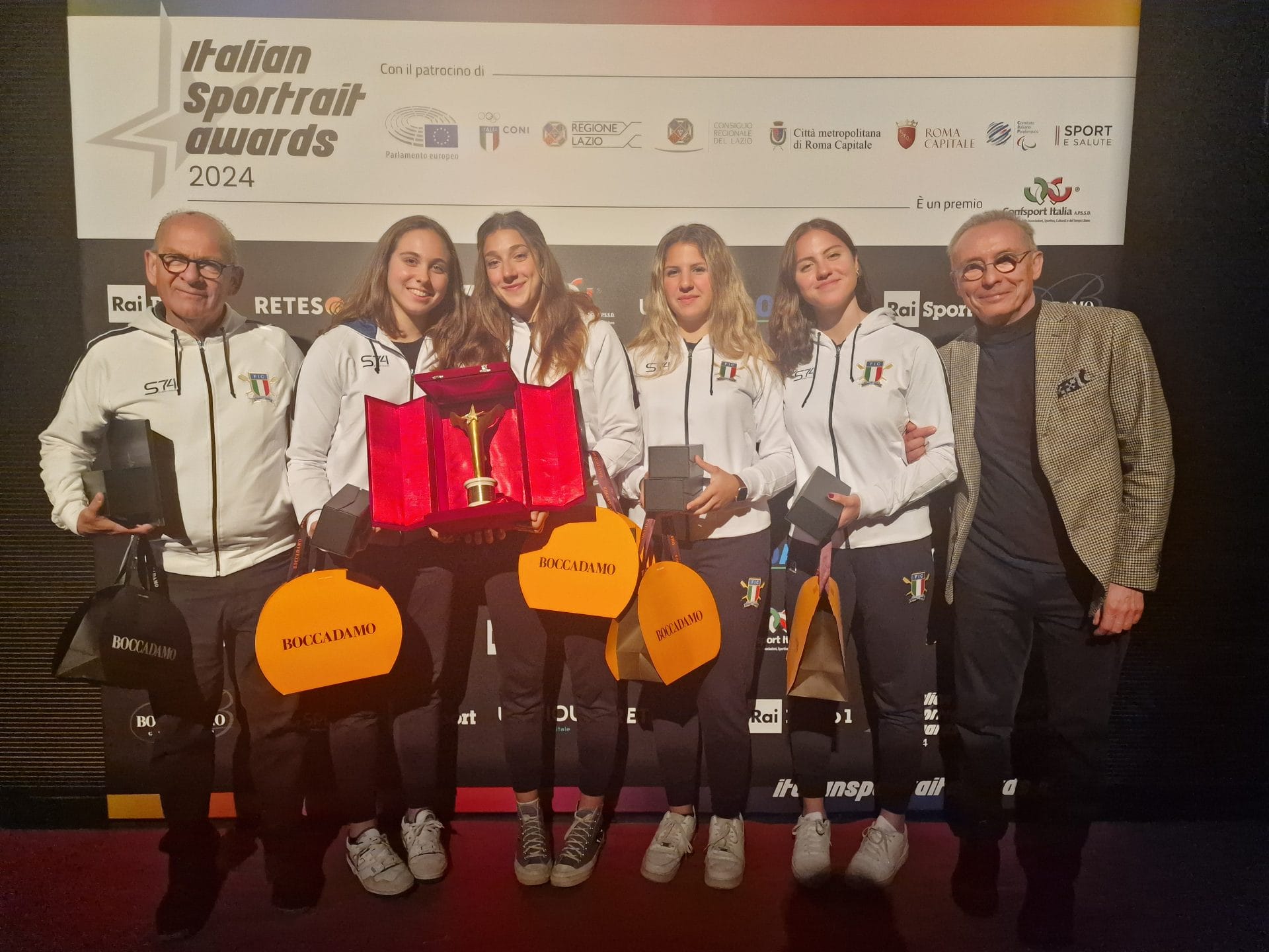 Il quattro senza U19 femminile trionfa agli Italian Sportrait Awards ...