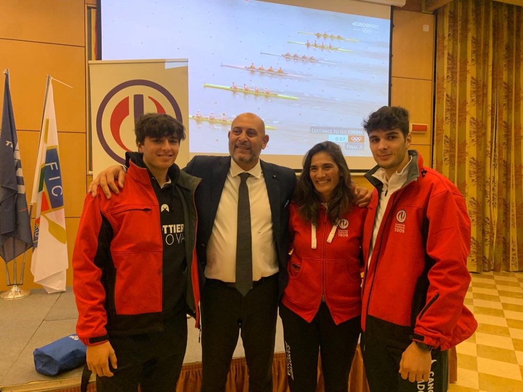 Il Presidente Tizzano alla festa della Canottieri Padova - Federazione ...